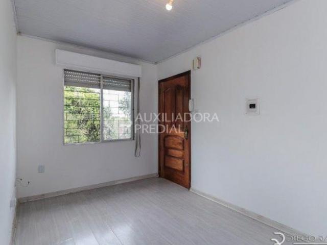 Apartamento 3 quartos com vaga no Sarandi