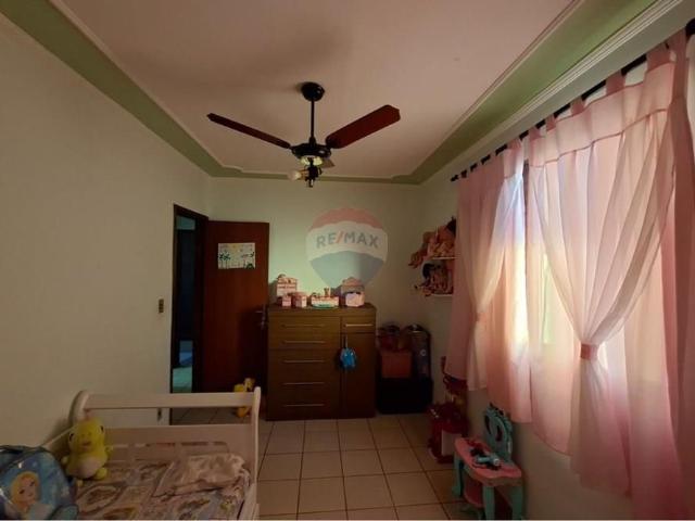 Apartamento 3 quartos, com 1 suíte, ar condicionado, super conservado, Vila Tamandaré