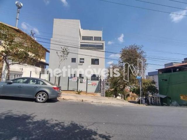 Apartamento 3 quartos com 1 vagas livre, em boa localização no Cachoeirinha / Renascença