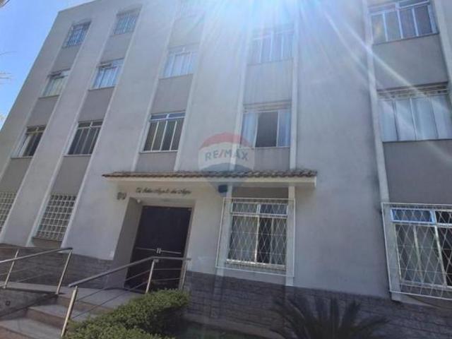 Apartamento 3 quartos, com 2 vagas, Morro da Gloria ao lado do Colégio Santa Catarina. proximo do