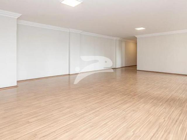 Apartamento 3 Quartos Centro 143m²