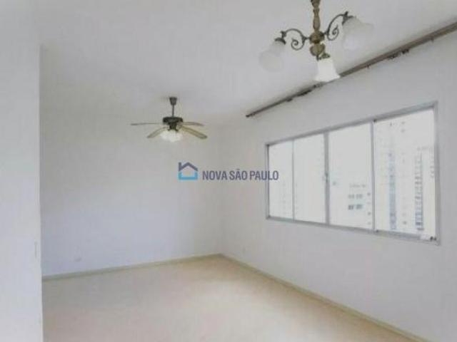 Apartamento 3 quartos à venda em Moema próximo metrô