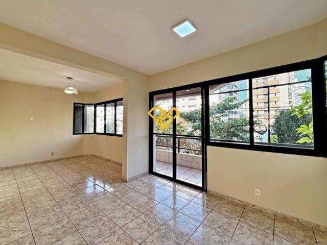 Apartamento 3 Quartos a Venda em Santos SP