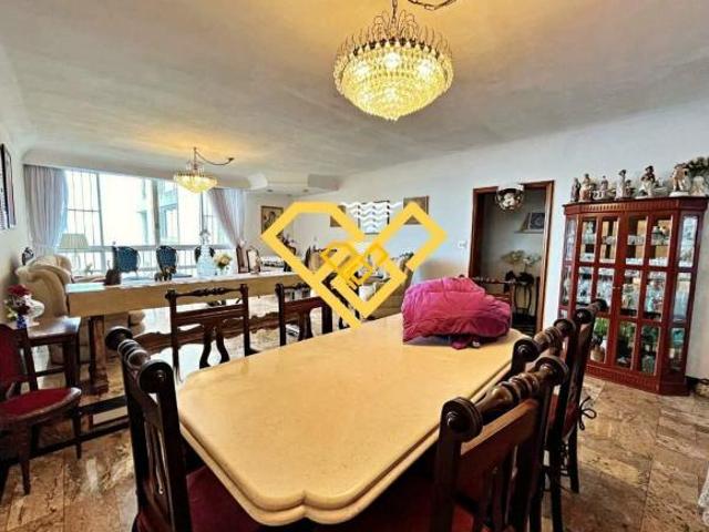 Apartamento 3 Quartos à venda em Santos Sp