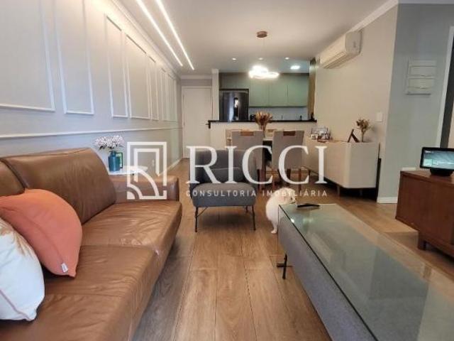 Apartamento 3 Quartos à Venda na Ponta da Praia Santos