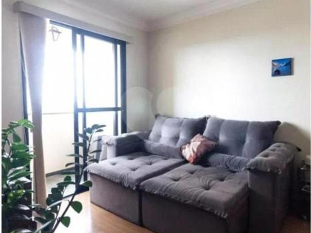Apartamento 3 Quartos à Venda no Parque Mandaqui com Varanda e Vaga