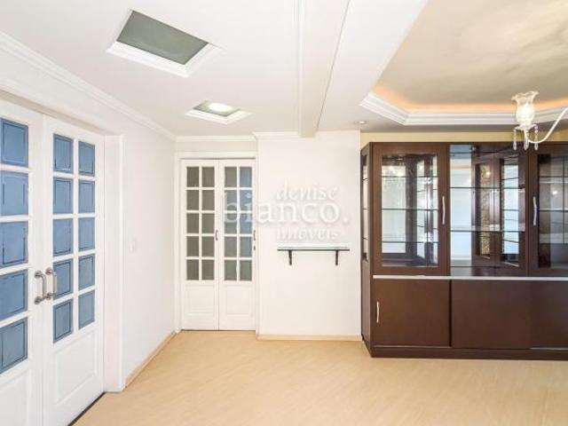Apartamento 3 quartos e 1 vaga no Cristo Rei
