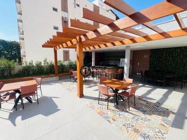 Apartamento 3 quartos em condomínio clube