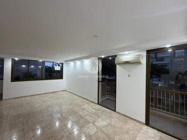 Apartamento 3 quartos, elevador e garagem 1 quadra da Praia Boqueirão
