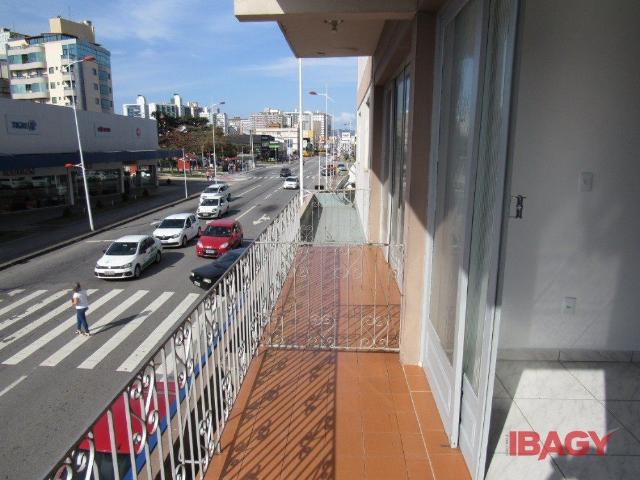 Apartamento 3 Quartos Kobrasol 100m²