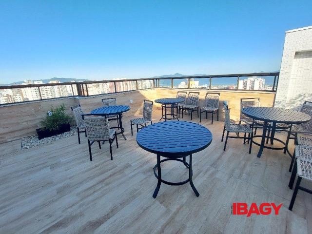 Apartamento 3 Quartos Kobrasol 103m²