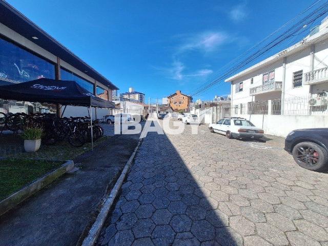 Apartamento 3 Quartos Kobrasol 92m²