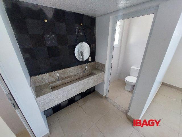 Apartamento 3 Quartos Ingleses Do Rio Vermelho 136m²