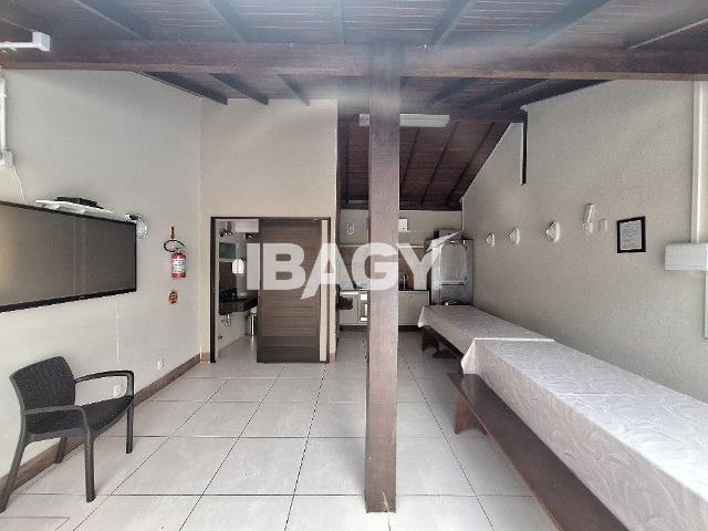 Apartamento 3 Quartos Itacorubi 74m²
