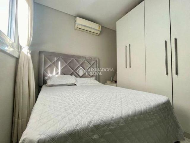 Apartamento 3 quartos, mobiliado à 550metros do Mar