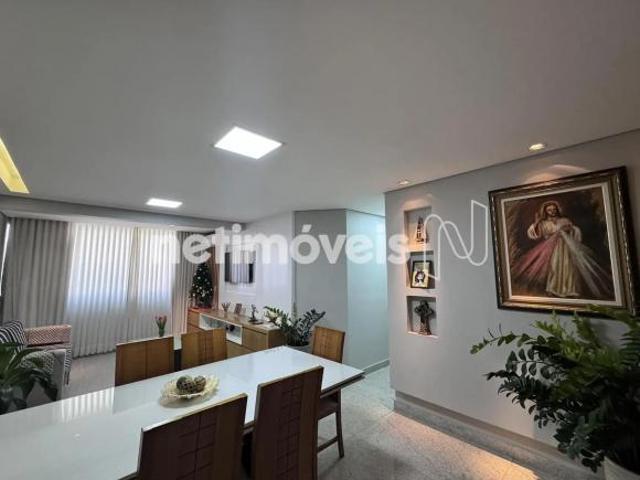 Apartamento 3 quartos no Castelo