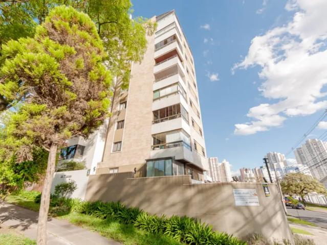 Apartamento 3 Quartos no Cristo Rei – Face Norte/Oeste – 6º Andar