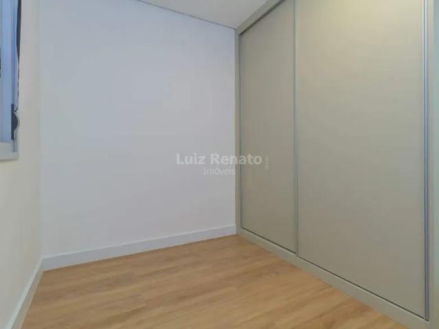 Apartamento 3 quartos no bairro Sagrada Familia