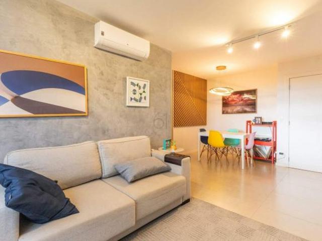 Apartamento 3 Quartos na SQN 209 Bloco I – Totalmente Reformado e Impecável