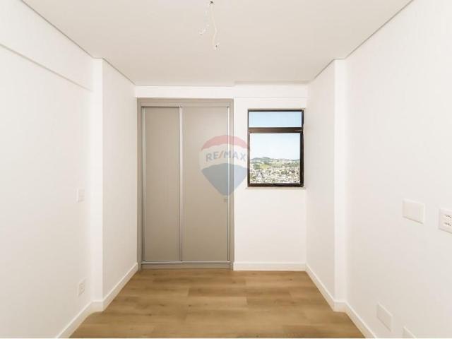 Apartamento 3 quartos, sendo 3 suítes, varanda gourmet, área de lazer, 2 vagas, Estrela Sul, Juiz de Fora/MG