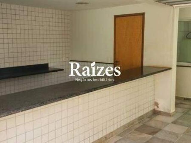 Apartamento 3 quartos sendo 1 suíte com 2 vagas no Bairro Saraiva em Uberlândia