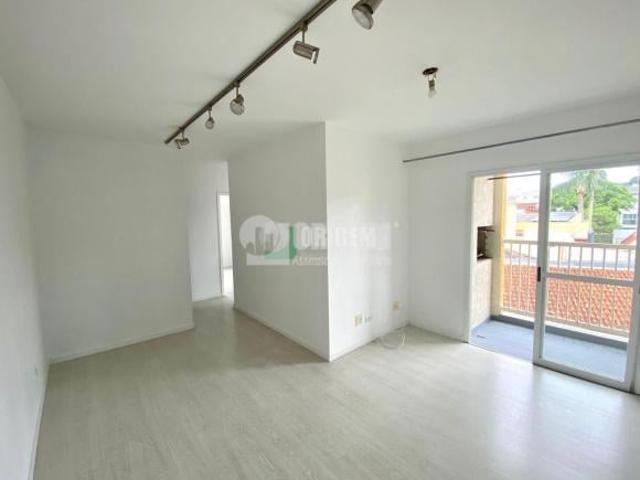 Apartamento 3 quartos sendo uma suíte no Parolin
