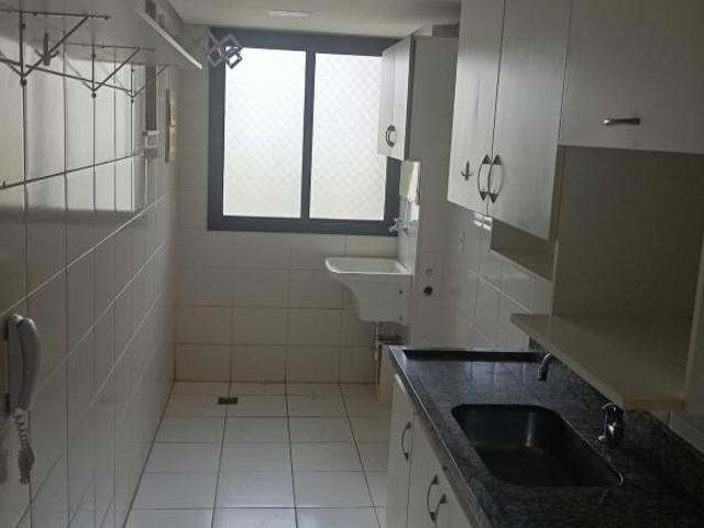 APARTAMENTO 3 QUARTOS SUITE NASCENTE C/ARMÁRIOS DESOCUPADO