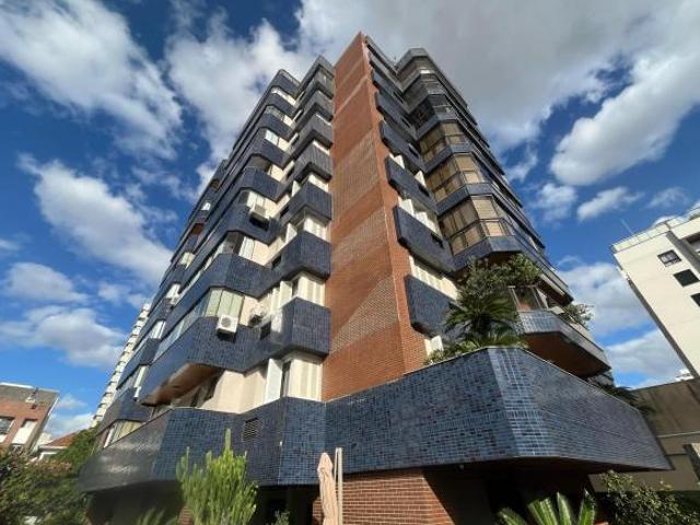 Apartamento 3 quartos, suíte, sacada, lareira, churrasqueira, 2 vagas de garagem