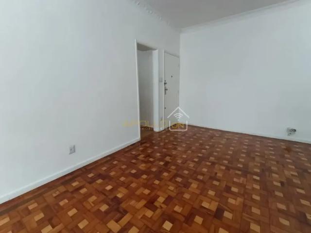 Apartamento 3 quartos Pompéia Santos