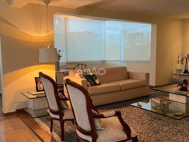 APARTAMENTO 3 QUARTOS PAÇO DE SEVILHA Apartamento com 4 Quarto s por R$ 1000000.00 no setor Setor