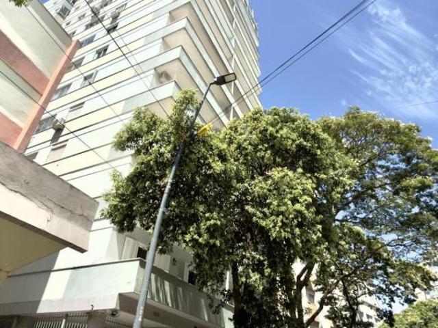 Apartamento 3 quartos para comprar no Ed. Jardim Sevigné. Centro Histórico