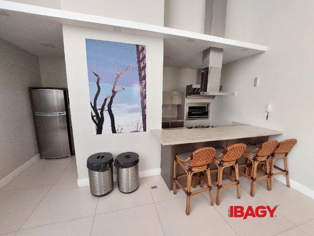Apartamento 3 Quartos Pedra Branca 176m²