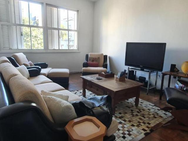 Apartamento 3 quartos, pertinho do Hospital de Clínicas, Santana PortoAlegre