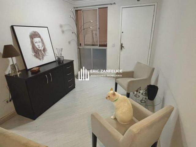 Apartamento 3 quartos próximo ao Shopping Barigüi