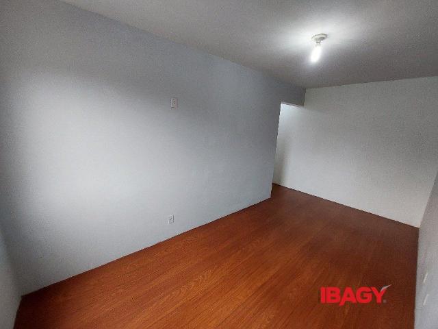 Apartamento 3 Quartos Roçado 80m²
