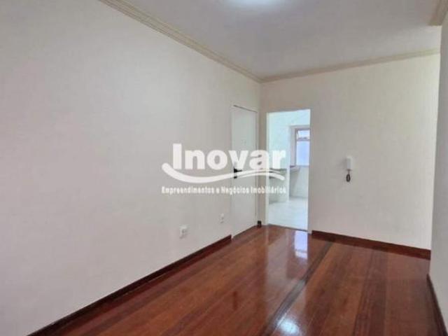 Apartamento 3 quartos reformado na melhor localização no Castelo