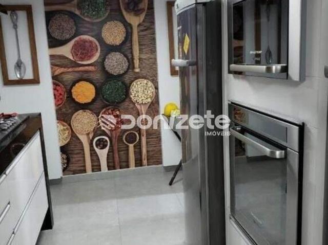 Apartamento 3 suítes, 3 vagas e 177 m² no Campestre, Santo André – Financiável