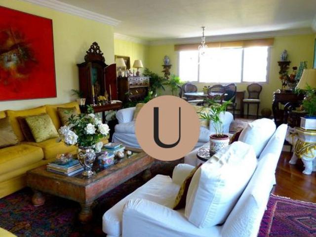 Apartamento 3 suítes, 3 vagas, 203 m2. Real Parque!
