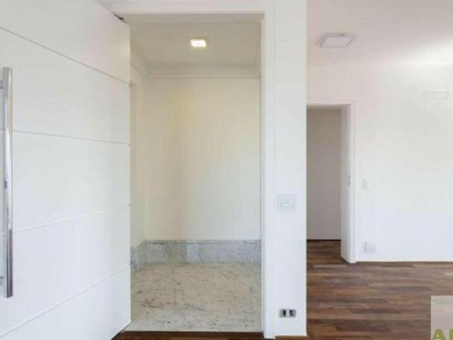 Apartamento 3 Suítes, 3 Vagas, 220m² no Campo Belo