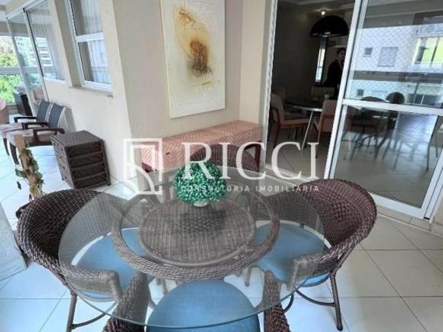 Apartamento 3 Suítes à Venda nas Astúrias/Guarujá