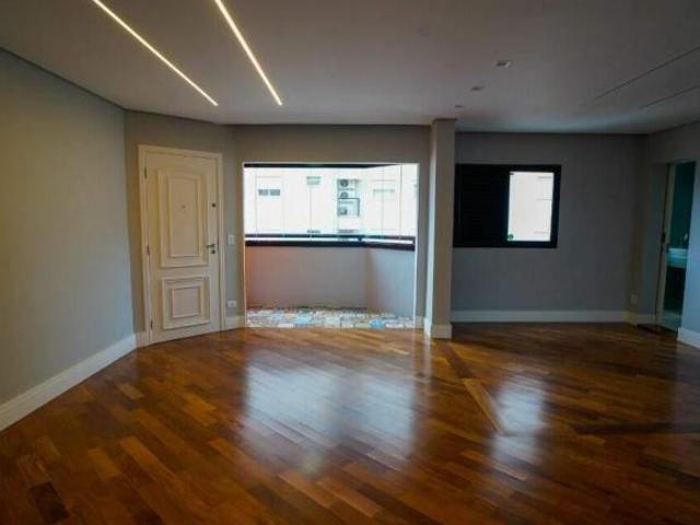 Apartamento 3 suítes com 136 m², 3 vagas na Vila Gilda, Santo André – Financia e aceita Permuta