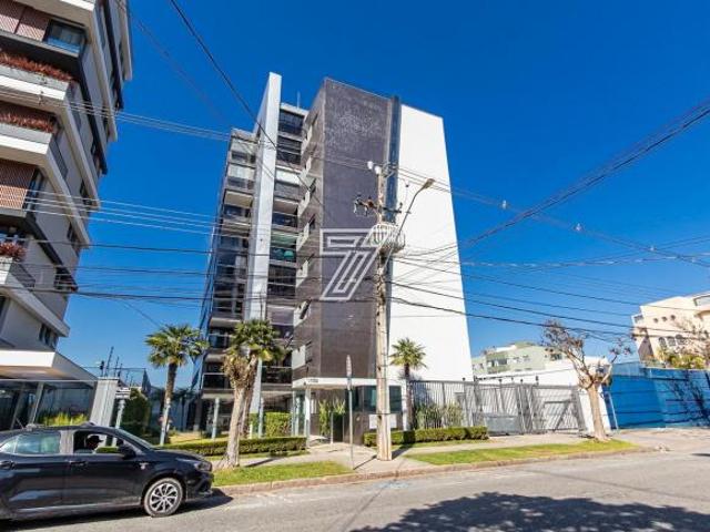 Apartamento 3 suítes com 164m² privativos, 3 garag