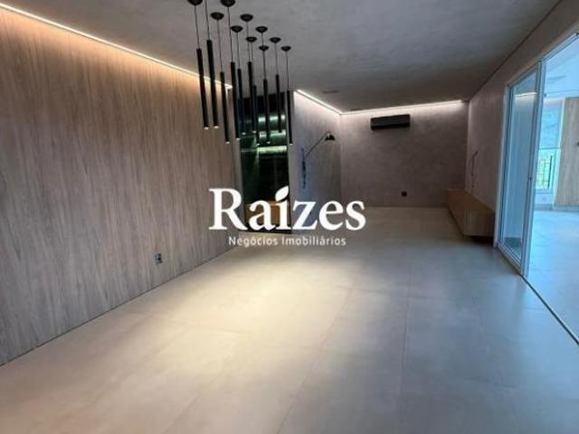 Apartamento 3 suítes com 4 vagas de garagem | Morada da Colina, Uberlândia