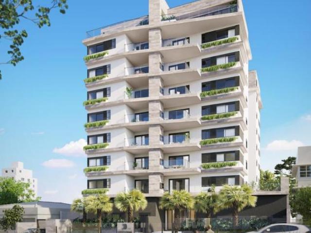 apartamento 3 suites com sacada Agua verde