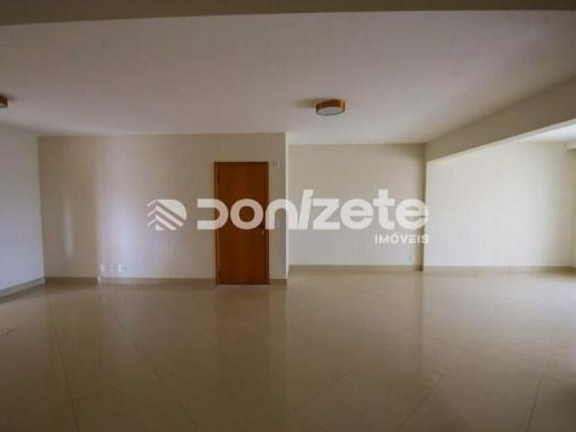 Apartamento 3 suítes com varanda gourmet e 4 vagas à venda em Jardim, Santo André