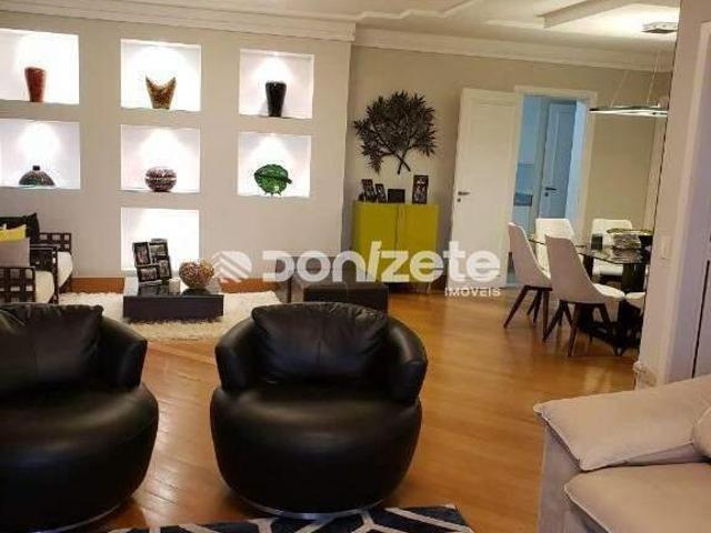 Apartamento 3 Suítes de 207 m² no Jardim Santo André — Financia e Permuta