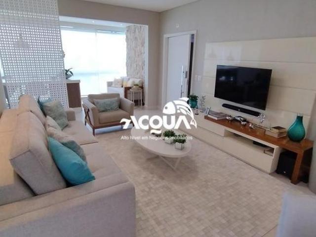 Apartamento 3 suítes e varanda gourmet Enseada