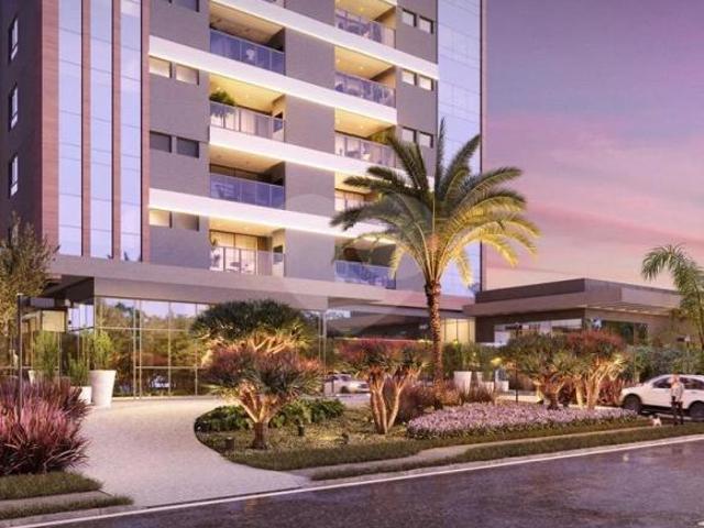 Apartamento 3 suites e 3 vagas no Água Verde