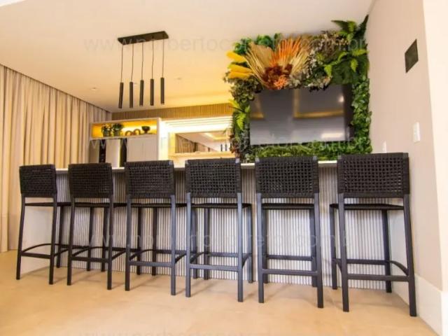Apartamento 3 suítes, Meia Praia, Itapema SC