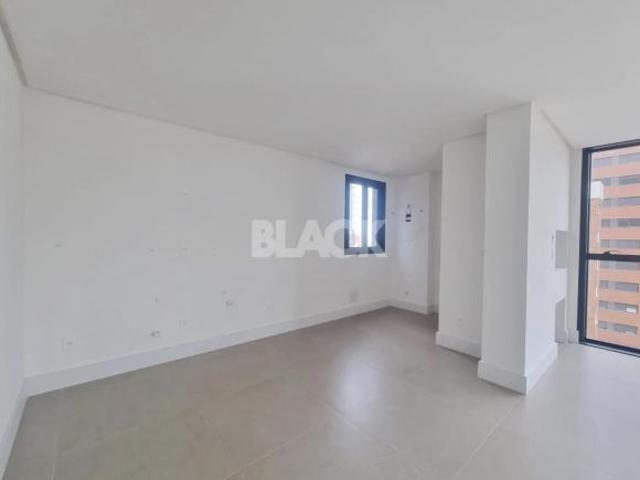 Apartamento 3 suítes no Urban em Torres RS